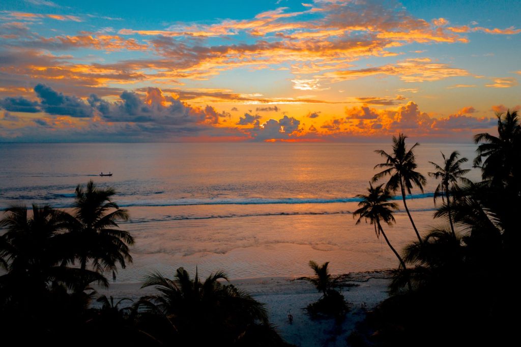 How to Find True Paradise! - Bible Apologetics - A DAILY DEVOTIONAL